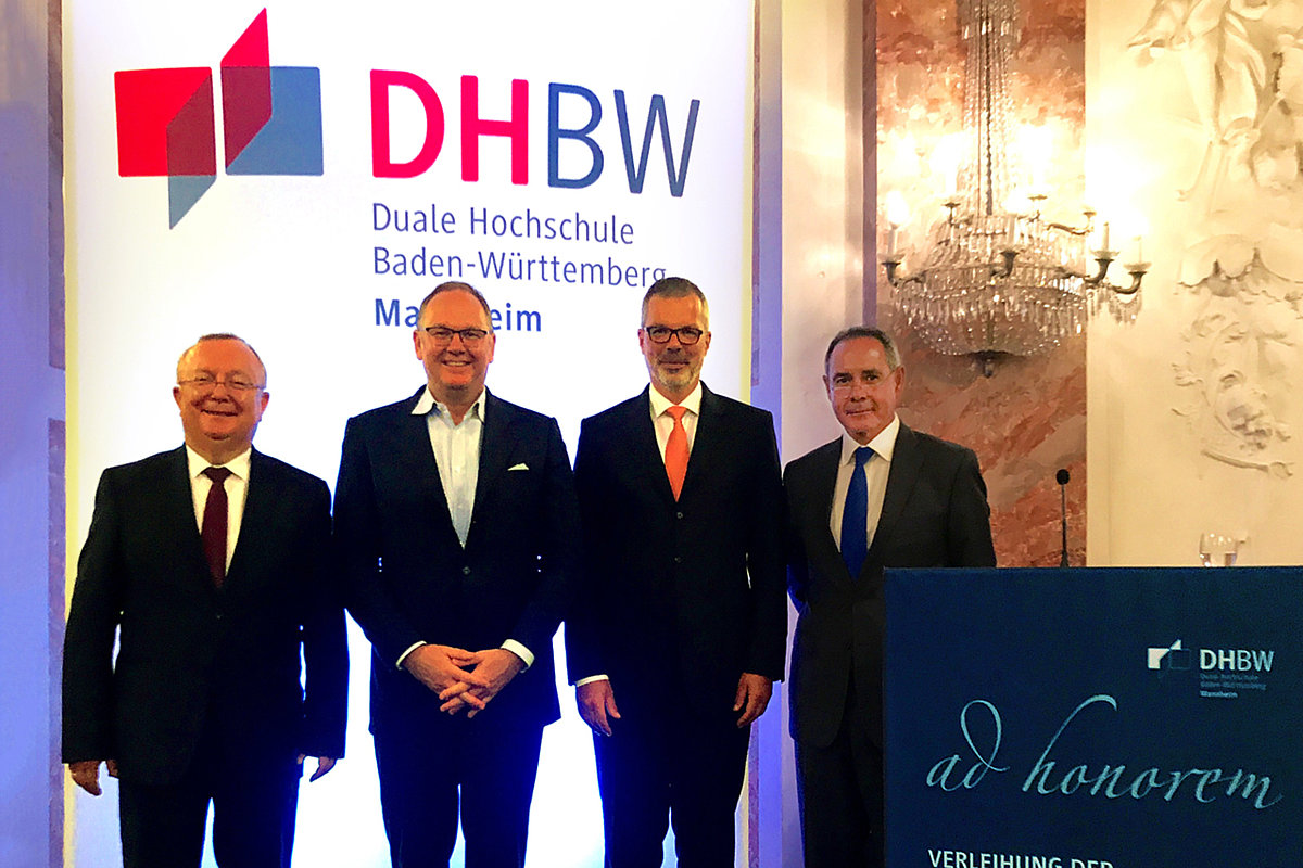 Unternehmer Harald Christ und Lorenz Freudenberg werden Ehrensenatoren der DHBW | Duale ...